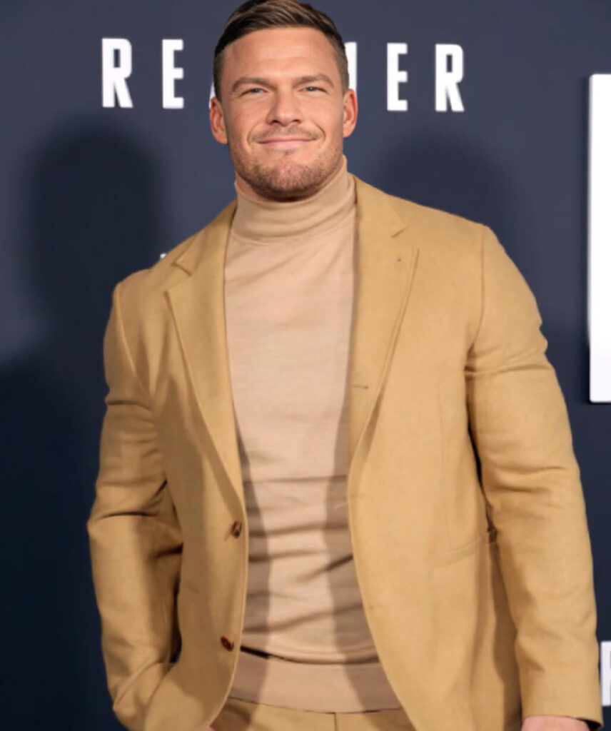 Reacher Premiere Alan Ritchson Brown Suit